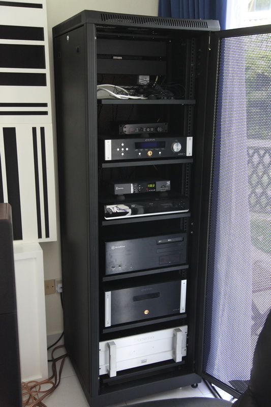Ht Gear On A Pa Rack - Home Cinema General Discussion - StereoNET